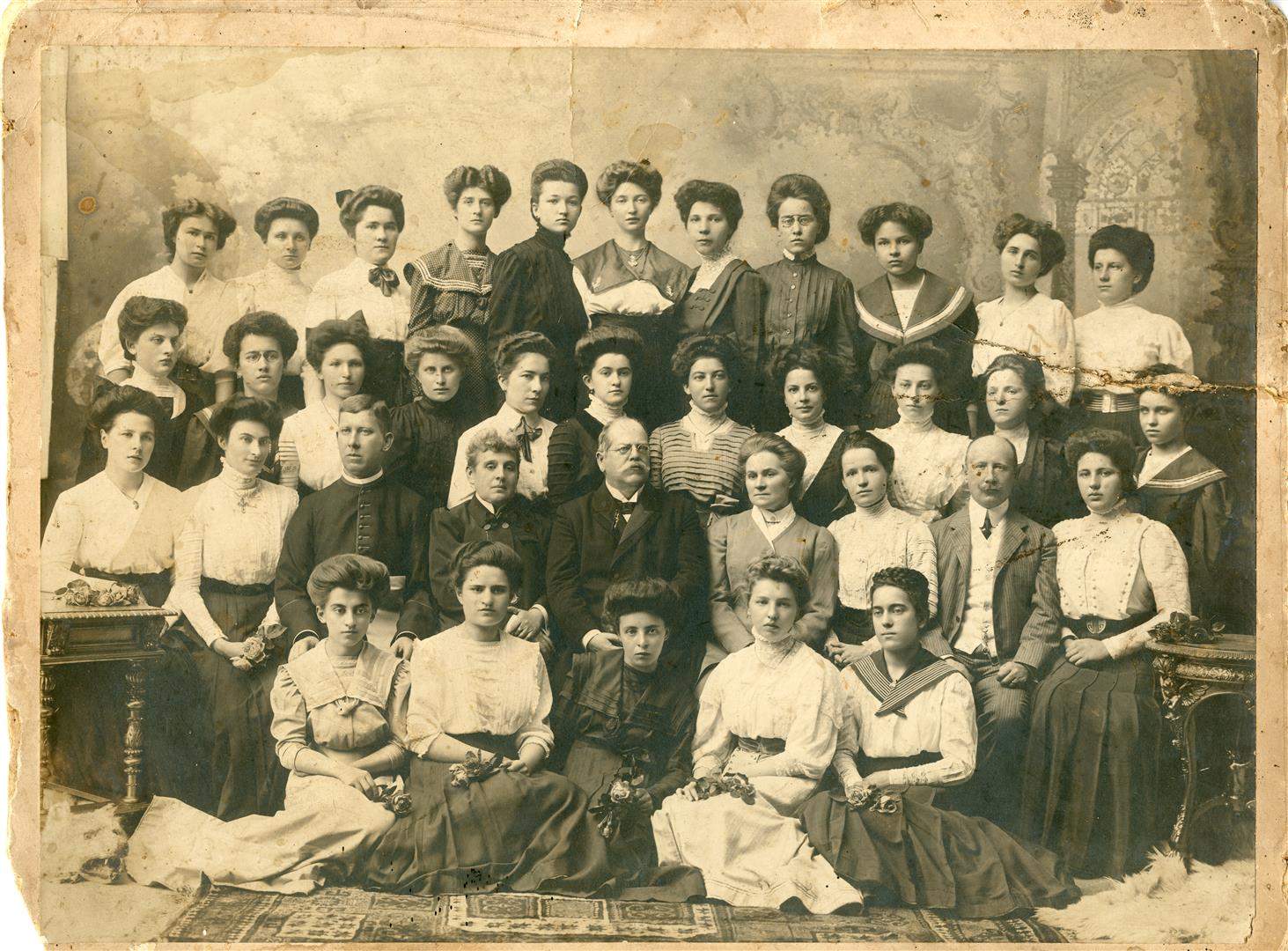 OBRAZOVANJEM KA EMANCIPACIJI: 130. obljetnica osnutka Ženskog liceja u ...